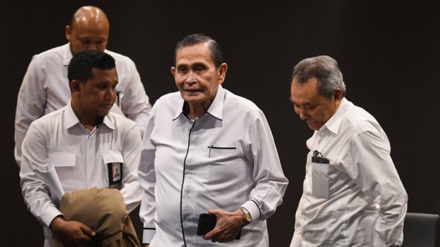 Proses Etik Pimpinan Lama, Benny Nilai Dewas KPK Macan Ompong ...